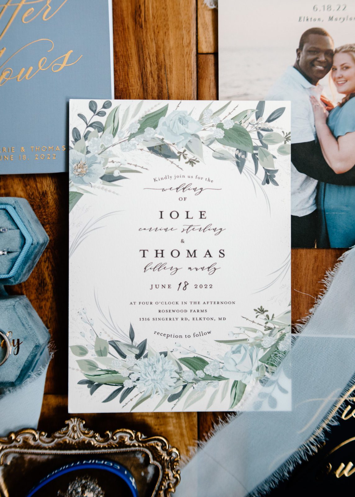 Rosewood Farms Summer Wedding/ Corrie + Thomas | jennyb-photography.com